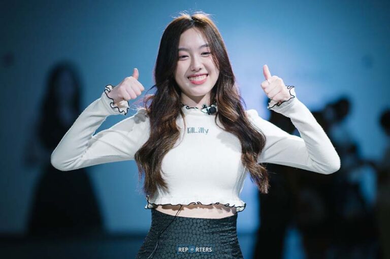 อ๊ะอาย 4 EVE ฉลองวันเกิดครบ 18 ปี อบอุ่นท่ามกลางเหล่าแฟนคลับ "ไออุ่น" - The Reporters